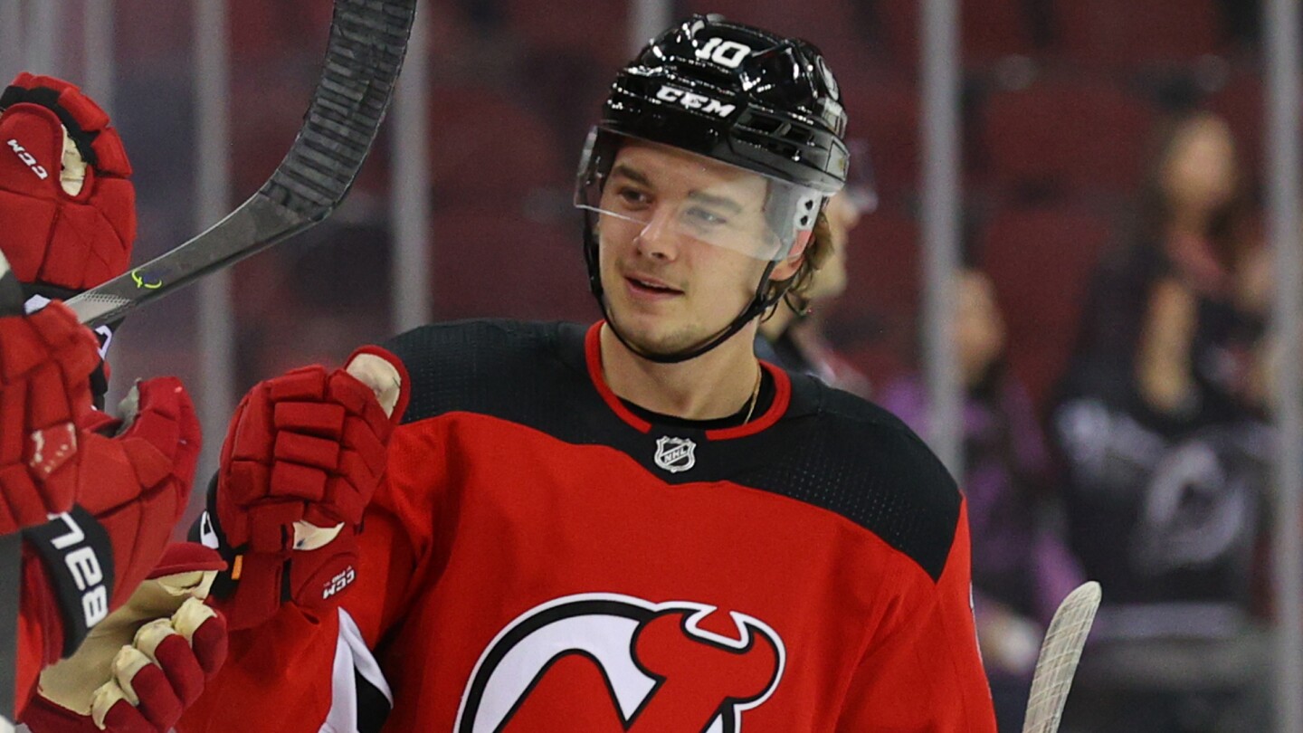 Alexander Holtz has five goals in four AHL games - NBC Sports