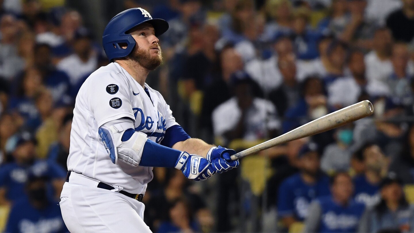 Muncy To The Max - NBC Sports